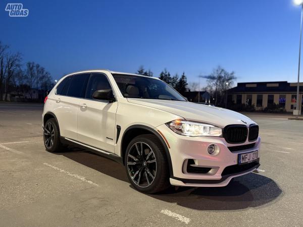Balts BMW X5 2014 Marijampole, ar dzinēja tilpumu 4.40 L un nobraukumu 255 tūkst. km par 12000 €, foto 1 vietnē AUTOMOTO.COM.LV