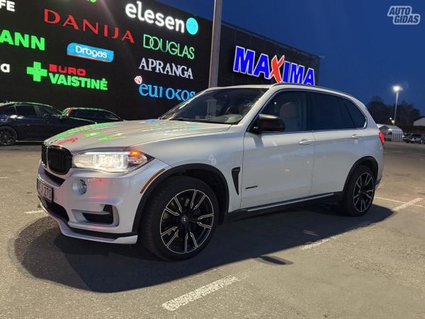 Balts BMW X5 2014 Marijampole, ar dzinēja tilpumu 4.40 L un nobraukumu 255 tūkst. km par 12000 €, foto 3 vietnē AUTOMOTO.COM.LV