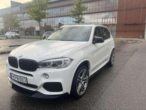 White BMW X5 2014 in Klaipeda, with an engine capacity of 2.99 L and mileage of 348 thousand km for 16000 €, photo  on AUTOMOTO.COM.LV