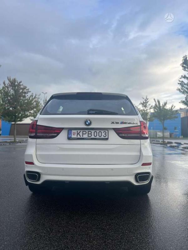 White BMW X5 2014 in Klaipeda, with an engine capacity of 2.99 L and mileage of 348 thousand km for 16000 €, photo 6 on AUTOMOTO.COM.LV