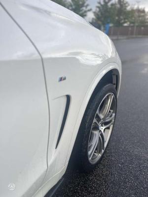White BMW X5 2014 in Klaipeda, with an engine capacity of 2.99 L and mileage of 348 thousand km for 16000 €, photo 11 on AUTOMOTO.COM.LV