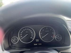 White BMW X5 2014 in Klaipeda, with an engine capacity of 2.99 L and mileage of 348 thousand km for 16000 €, photo 20 on AUTOMOTO.COM.LV