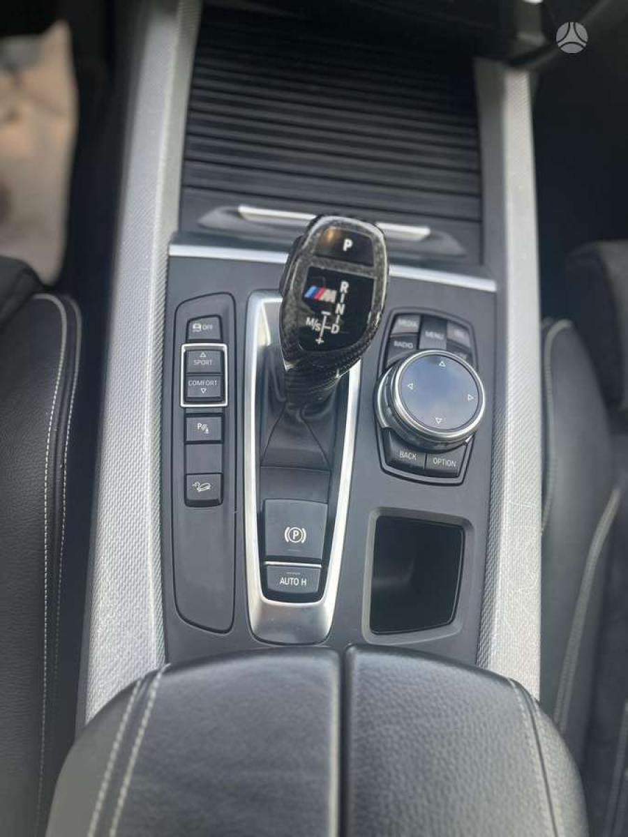 White BMW X5 2014 in Klaipeda, with an engine capacity of 2.99 L and mileage of 348 thousand km for 16000 €, photo 21 on AUTOMOTO.COM.LV