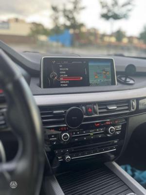 White BMW X5 2014 in Klaipeda, with an engine capacity of 2.99 L and mileage of 348 thousand km for 16000 €, photo 22 on AUTOMOTO.COM.LV