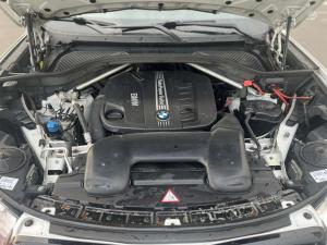 White BMW X5 2014 in Klaipeda, with an engine capacity of 2.99 L and mileage of 348 thousand km for 16000 €, photo 36 on AUTOMOTO.COM.LV