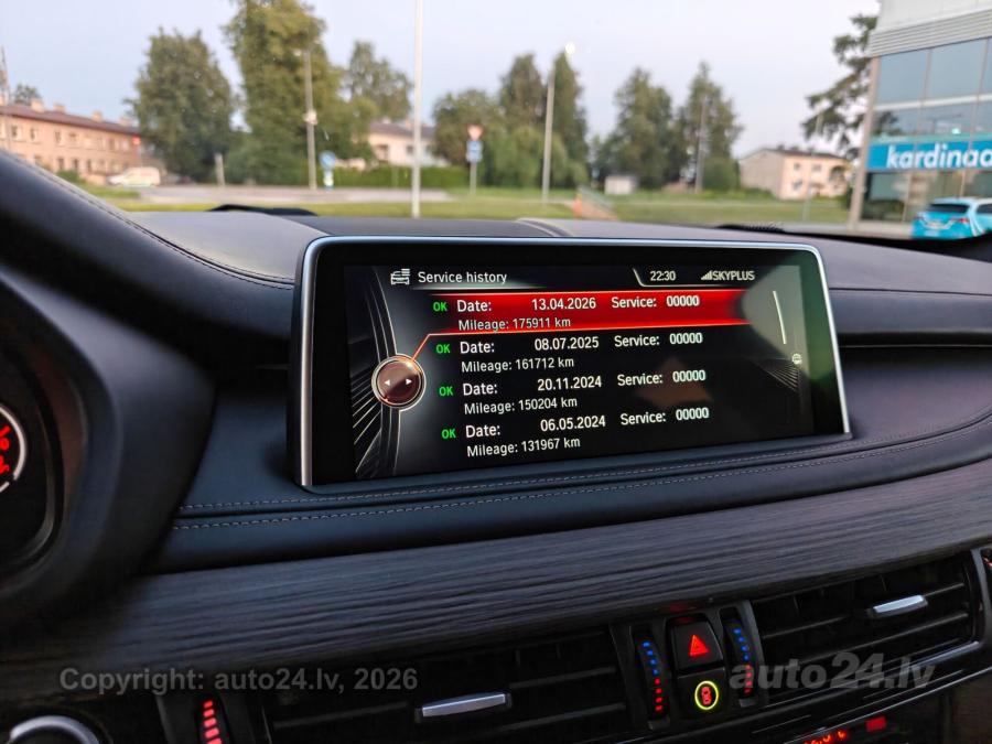 Balts BMW X5 2014 Tartu, ar dzinēja tilpumu 3.00 L un nobraukumu 178 tūkst. km par 20990 €, foto 19 vietnē AUTOMOTO.COM.LV