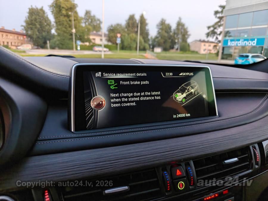 Balts BMW X5 2014 Tartu, ar dzinēja tilpumu 3.00 L un nobraukumu 178 tūkst. km par 20990 €, foto 21 vietnē AUTOMOTO.COM.LV
