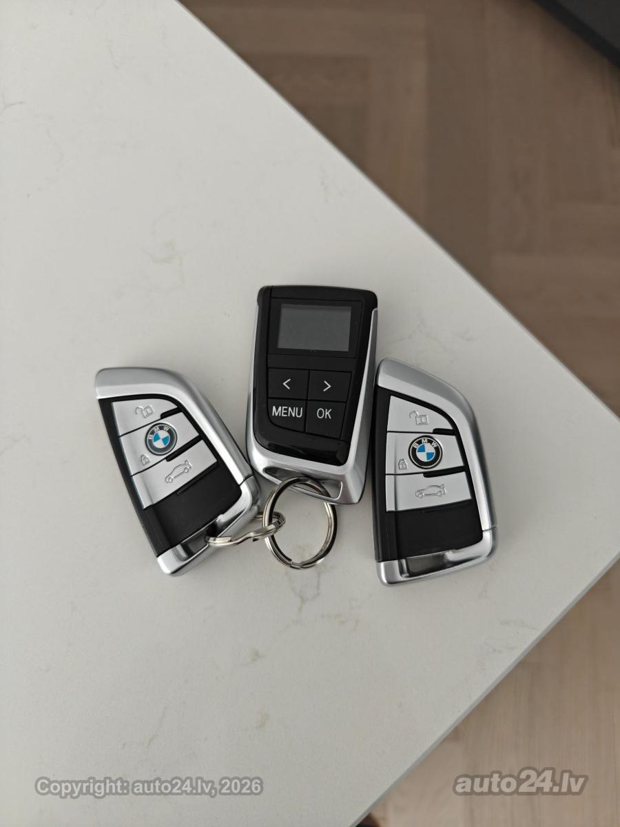 Balts BMW X5 2014 Tartu, ar dzinēja tilpumu 3.00 L un nobraukumu 178 tūkst. km par 20990 €, foto 28 vietnē AUTOMOTO.COM.LV