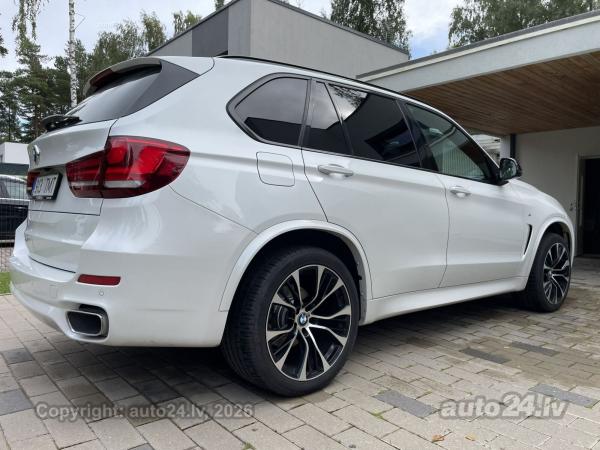 Белый БМВ Х5 2014 в Таллин, объемом двигателя 3.00 л и пробегом 149 тыс. км за 24900 €, фото 3 на AUTOMOTO.COM.LV