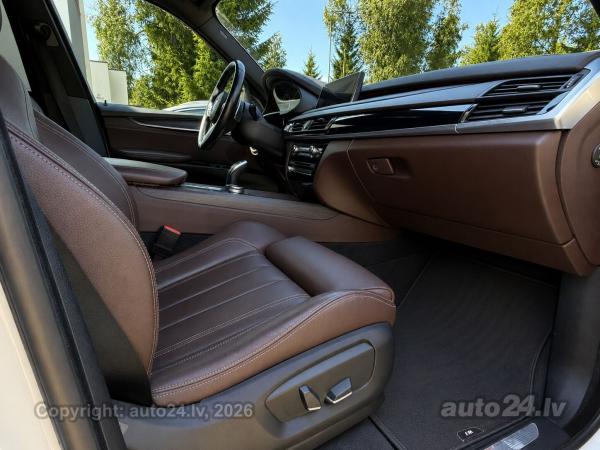 Белый БМВ Х5 2014 в Таллин, объемом двигателя 3.00 л и пробегом 149 тыс. км за 24900 €, фото 7 на AUTOMOTO.COM.LV