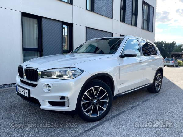 Balts BMW X5 2014 Tartu, ar dzinēja tilpumu 3.00 L un nobraukumu 299 tūkst. km par 17499 €, foto 1 vietnē AUTOMOTO.COM.LV