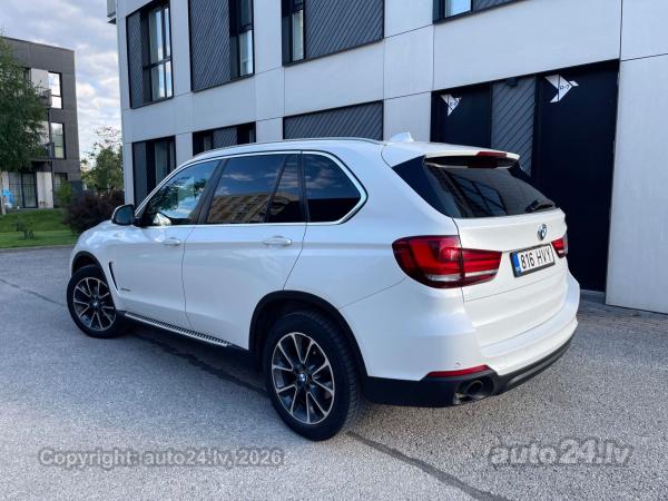 Balts BMW X5 2014 Tartu, ar dzinēja tilpumu 3.00 L un nobraukumu 299 tūkst. km par 17499 €, foto 4 vietnē AUTOMOTO.COM.LV