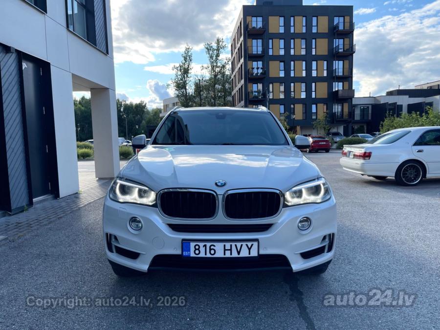 Balts BMW X5 2014 Tartu, ar dzinēja tilpumu 3.00 L un nobraukumu 299 tūkst. km par 17499 €, foto 8 vietnē AUTOMOTO.COM.LV