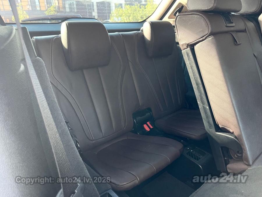 Balts BMW X5 2014 Tartu, ar dzinēja tilpumu 3.00 L un nobraukumu 299 tūkst. km par 17499 €, foto 13 vietnē AUTOMOTO.COM.LV