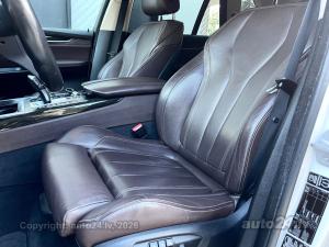 Balts BMW X5 2014 Tartu, ar dzinēja tilpumu 3.00 L un nobraukumu 299 tūkst. km par 17499 €, foto 19 vietnē AUTOMOTO.COM.LV