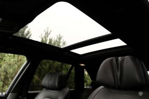 White BMW X5 2014 in Vilnius, with an engine capacity of 2.99 L and mileage of 244 thousand km for 18490 €, photo 17 on AUTOMOTO.COM.LV