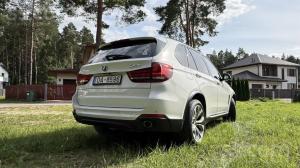 Balts BMW X5 2014 Rīga, ar dzinēja tilpumu 3.00 L un nobraukumu 364 tūkst. km par 21000 €, foto 4 vietnē AUTOMOTO.COM.LV