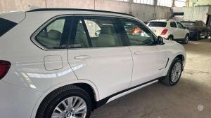 Balts BMW X5 2014 Šauļi, ar dzinēja tilpumu 2.99 L un nobraukumu 220 tūkst. km par 14300 €, foto 6 vietnē AUTOMOTO.COM.LV