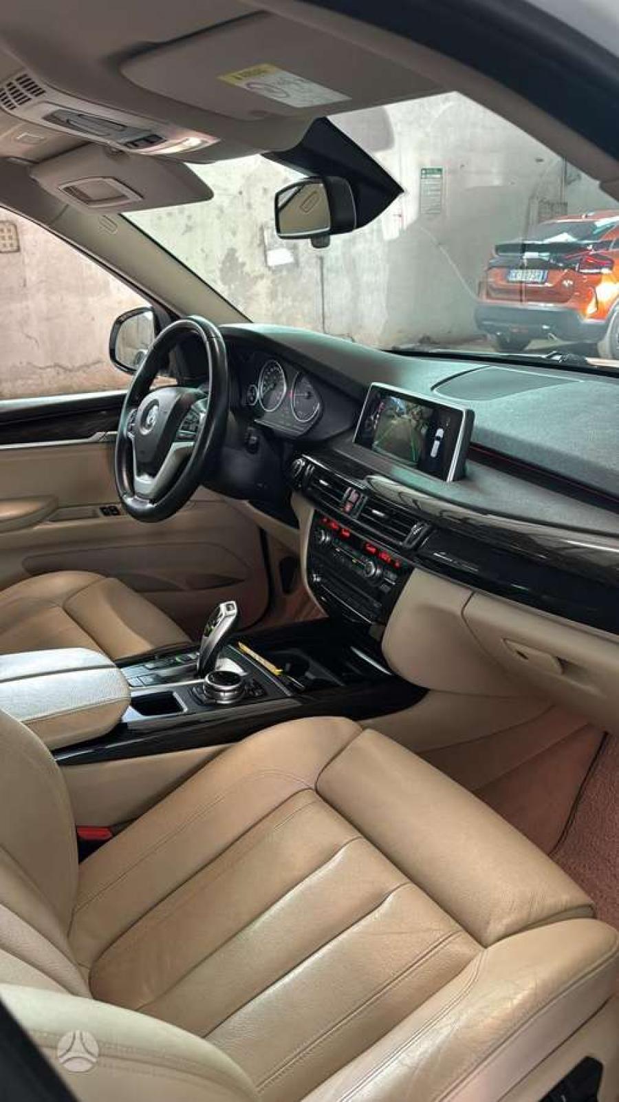 Balts BMW X5 2014 Šauļi, ar dzinēja tilpumu 2.99 L un nobraukumu 220 tūkst. km par 14300 €, foto 10 vietnē AUTOMOTO.COM.LV