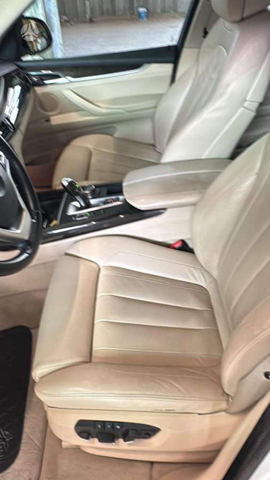 Balts BMW X5 2014 Šauļi, ar dzinēja tilpumu 2.99 L un nobraukumu 220 tūkst. km par 14300 €, foto 12 vietnē AUTOMOTO.COM.LV