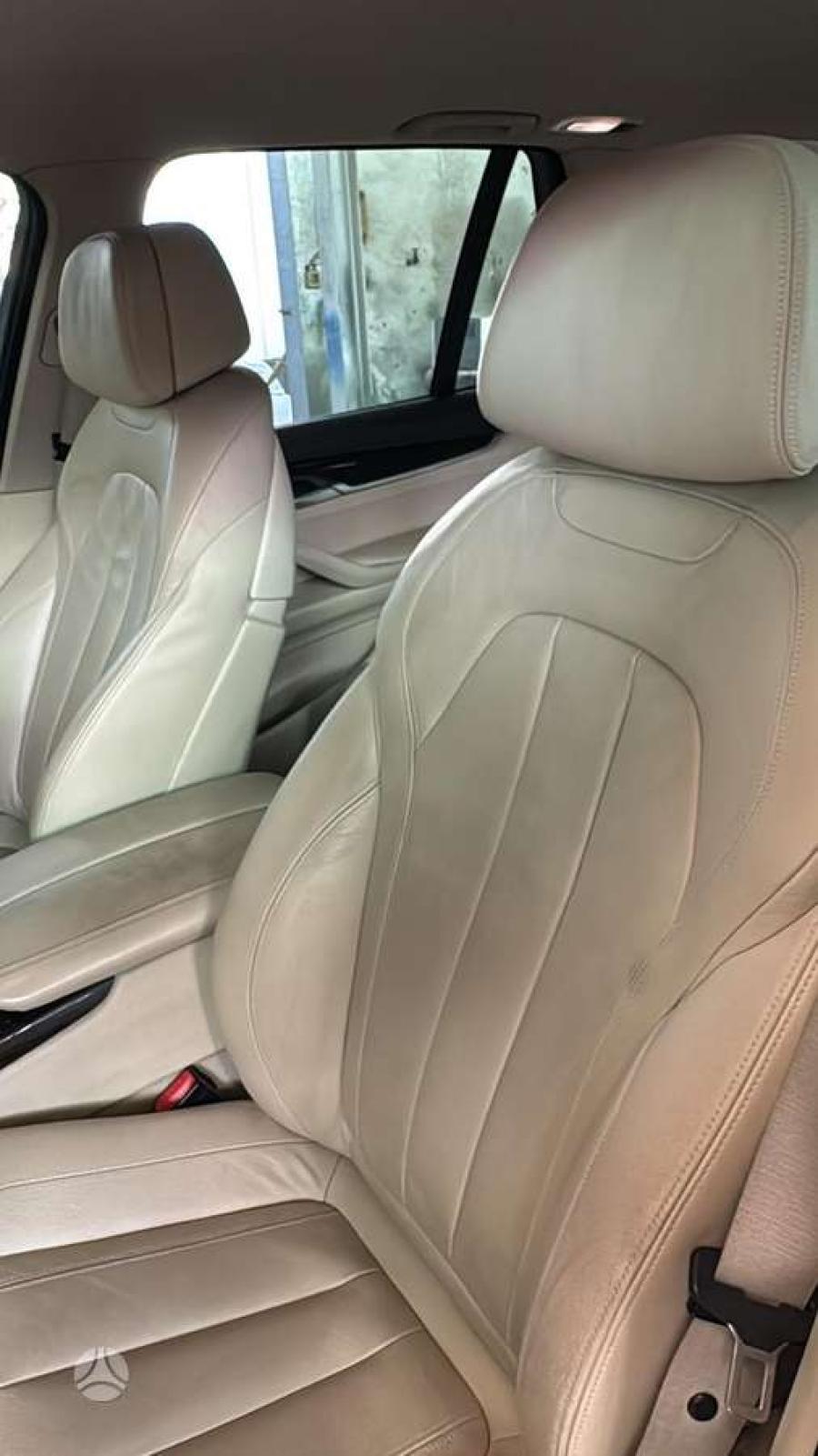 Balts BMW X5 2014 Šauļi, ar dzinēja tilpumu 2.99 L un nobraukumu 220 tūkst. km par 14300 €, foto 15 vietnē AUTOMOTO.COM.LV