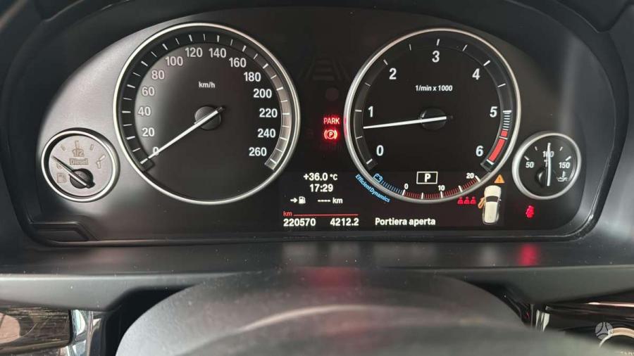Balts BMW X5 2014 Šauļi, ar dzinēja tilpumu 2.99 L un nobraukumu 220 tūkst. km par 14300 €, foto 17 vietnē AUTOMOTO.COM.LV