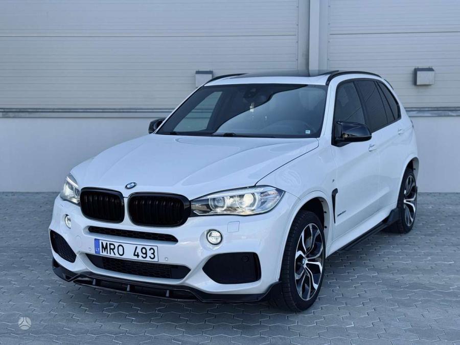 Balts BMW X5 2014 Kauņa, ar dzinēja tilpumu 2.99 L un nobraukumu 243 tūkst. km par 17900 €, foto 1 vietnē AUTOMOTO.COM.LV