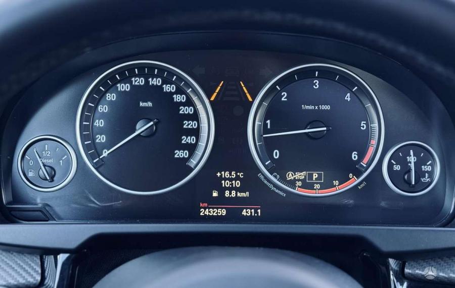 Balts BMW X5 2014 Kauņa, ar dzinēja tilpumu 2.99 L un nobraukumu 243 tūkst. km par 17900 €, foto 23 vietnē AUTOMOTO.COM.LV