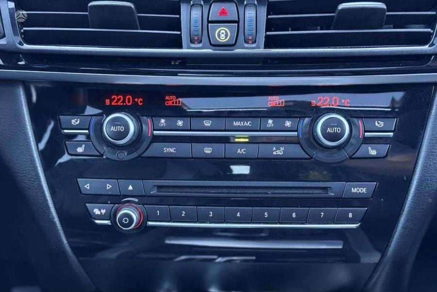 Balts BMW X5 2014 Kauņa, ar dzinēja tilpumu 2.99 L un nobraukumu 243 tūkst. km par 17900 €, foto 25 vietnē AUTOMOTO.COM.LV