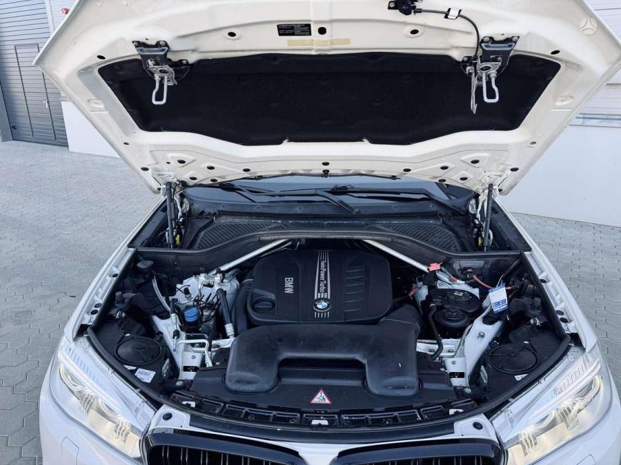 Balts BMW X5 2014 Kauņa, ar dzinēja tilpumu 2.99 L un nobraukumu 243 tūkst. km par 17900 €, foto 38 vietnē AUTOMOTO.COM.LV