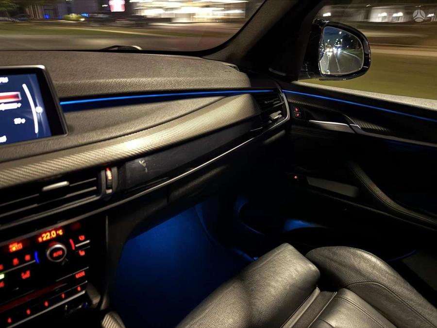 Balts BMW X5 2014 Kauņa, ar dzinēja tilpumu 2.99 L un nobraukumu 243 tūkst. km par 17900 €, foto 45 vietnē AUTOMOTO.COM.LV