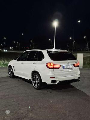 Balts BMW X5 2014 Kauņa, ar dzinēja tilpumu 2.99 L un nobraukumu 243 tūkst. km par 17900 €, foto 46 vietnē AUTOMOTO.COM.LV