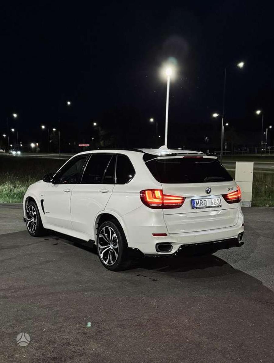 Balts BMW X5 2014 Kauņa, ar dzinēja tilpumu 2.99 L un nobraukumu 243 tūkst. km par 17900 €, foto 46 vietnē AUTOMOTO.COM.LV