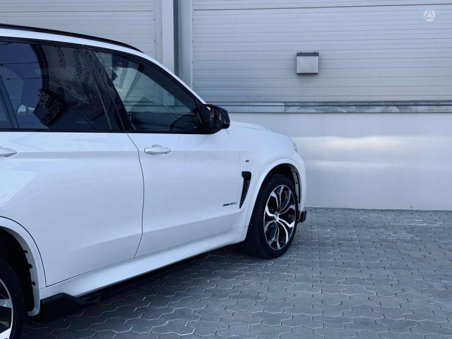 Balts BMW X5 2014 Kauņa, ar dzinēja tilpumu 2.99 L un nobraukumu 243 tūkst. km par 17900 €, foto 52 vietnē AUTOMOTO.COM.LV