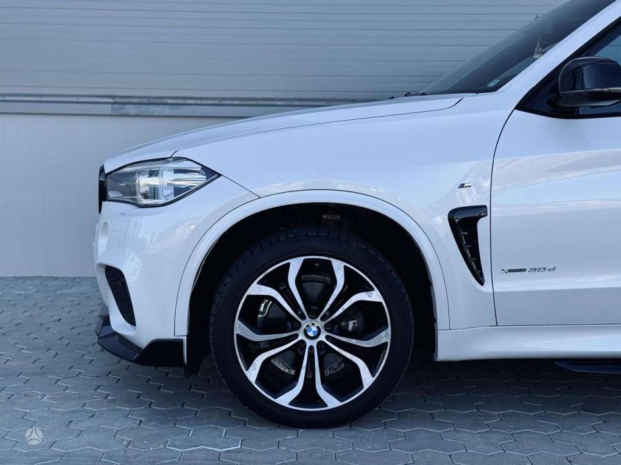 Balts BMW X5 2014 Kauņa, ar dzinēja tilpumu 2.99 L un nobraukumu 243 tūkst. km par 17900 €, foto 55 vietnē AUTOMOTO.COM.LV