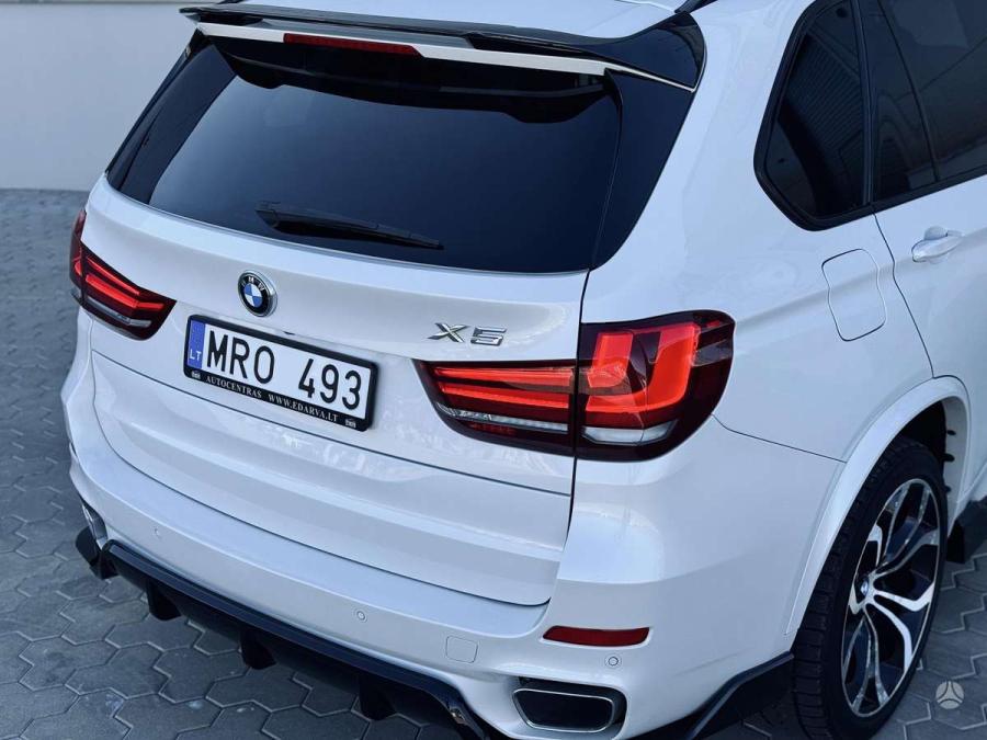 Balts BMW X5 2014 Kauņa, ar dzinēja tilpumu 2.99 L un nobraukumu 243 tūkst. km par 17900 €, foto 56 vietnē AUTOMOTO.COM.LV