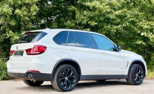 Balts BMW X5 2014 Šauļi, ar dzinēja tilpumu 2.99 L un nobraukumu 268 tūkst. km par 14650 €, foto 5 vietnē AUTOMOTO.COM.LV