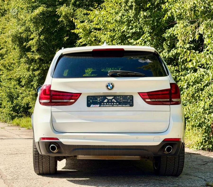 Balts BMW X5 2014 Šauļi, ar dzinēja tilpumu 2.99 L un nobraukumu 268 tūkst. km par 14650 €, foto 7 vietnē AUTOMOTO.COM.LV