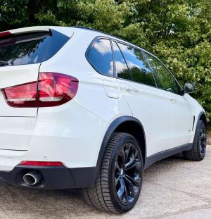 Balts BMW X5 2014 Šauļi, ar dzinēja tilpumu 2.99 L un nobraukumu 268 tūkst. km par 14650 €, foto 10 vietnē AUTOMOTO.COM.LV