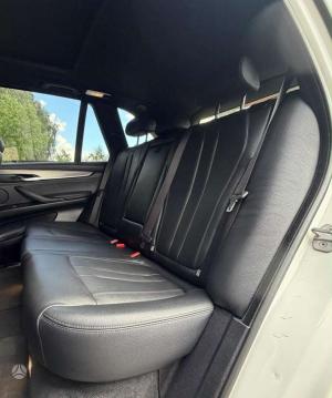 Balts BMW X5 2014 Šauļi, ar dzinēja tilpumu 2.99 L un nobraukumu 268 tūkst. km par 14650 €, foto 27 vietnē AUTOMOTO.COM.LV