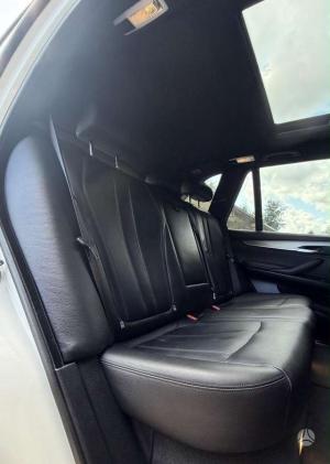 Balts BMW X5 2014 Šauļi, ar dzinēja tilpumu 2.99 L un nobraukumu 268 tūkst. km par 14650 €, foto 28 vietnē AUTOMOTO.COM.LV