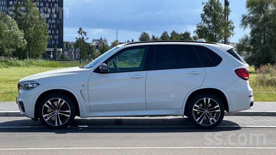 Balts BMW X5 2014 Rīga, ar dzinēja tilpumu 3.00 L un nobraukumu 202 tūkst. km par 22500 €, foto 5 vietnē AUTOMOTO.COM.LV
