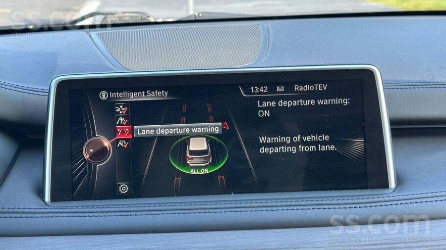 Balts BMW X5 2014 Rīga, ar dzinēja tilpumu 3.00 L un nobraukumu 202 tūkst. km par 22500 €, foto 17 vietnē AUTOMOTO.COM.LV