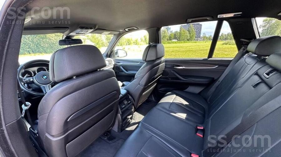 Balts BMW X5 2014 Rīga, ar dzinēja tilpumu 3.00 L un nobraukumu 202 tūkst. km par 22500 €, foto 29 vietnē AUTOMOTO.COM.LV