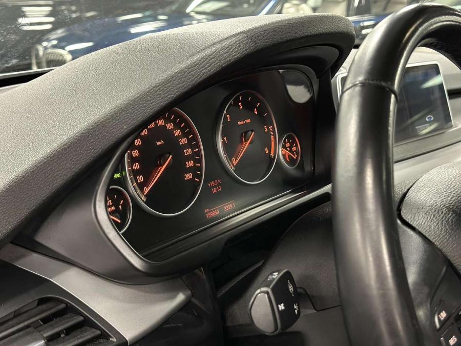 Balts BMW X5 2014 Klaipėda, ar dzinēja tilpumu 2.00 L un nobraukumu 159 tūkst. km par 17750 €, foto 11 vietnē AUTOMOTO.COM.LV