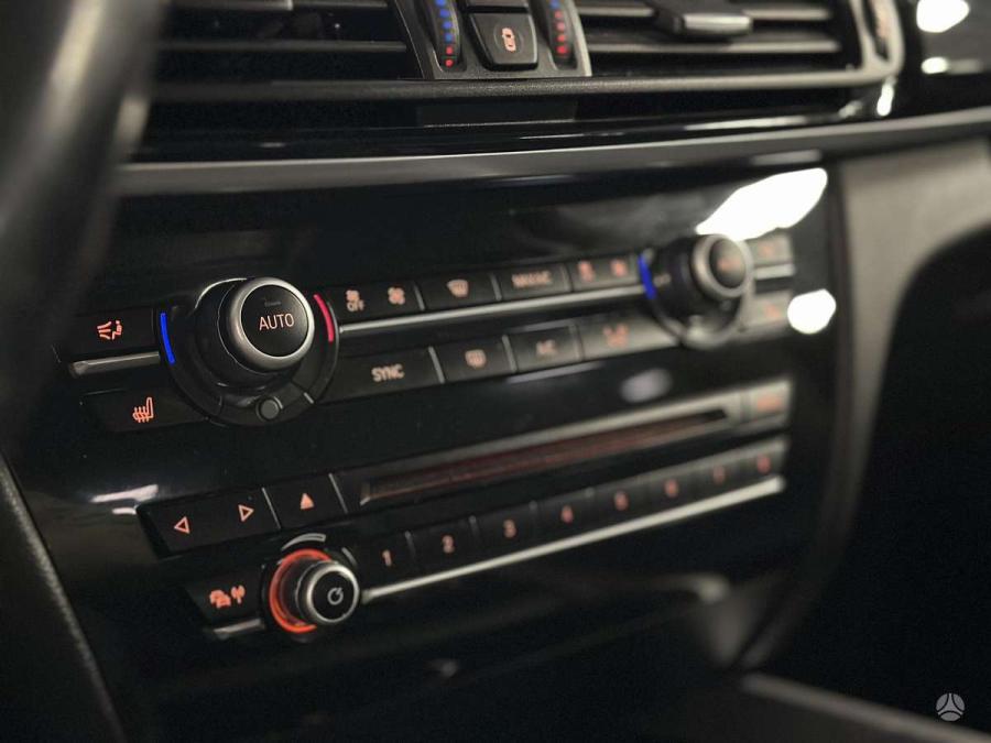 Balts BMW X5 2014 Klaipėda, ar dzinēja tilpumu 2.00 L un nobraukumu 159 tūkst. km par 17750 €, foto 23 vietnē AUTOMOTO.COM.LV