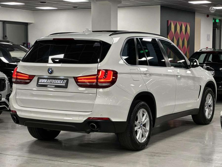 Balts BMW X5 2014 Klaipėda, ar dzinēja tilpumu 2.00 L un nobraukumu 159 tūkst. km par 17750 €, foto 35 vietnē AUTOMOTO.COM.LV