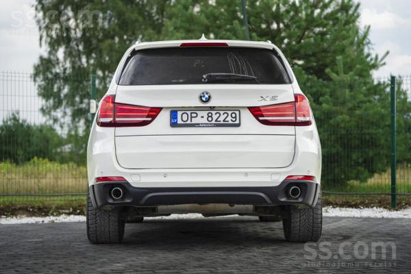 White BMW X5 2014 in Riga, with an engine capacity of 3.00 L and mileage of 419 thousand km for 17990 €, photo 6 on AUTOMOTO.COM.LV