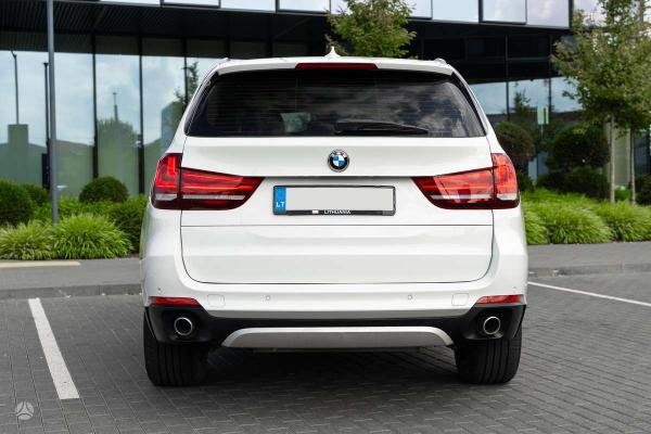 Balts BMW X5 2014 Viļņa, ar dzinēja tilpumu 2.00 L un nobraukumu 270 tūkst. km par 15900 €, foto 9 vietnē AUTOMOTO.COM.LV