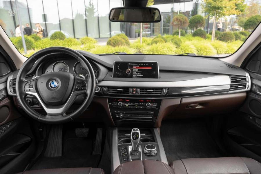 Balts BMW X5 2014 Viļņa, ar dzinēja tilpumu 2.00 L un nobraukumu 270 tūkst. km par 15900 €, foto 10 vietnē AUTOMOTO.COM.LV